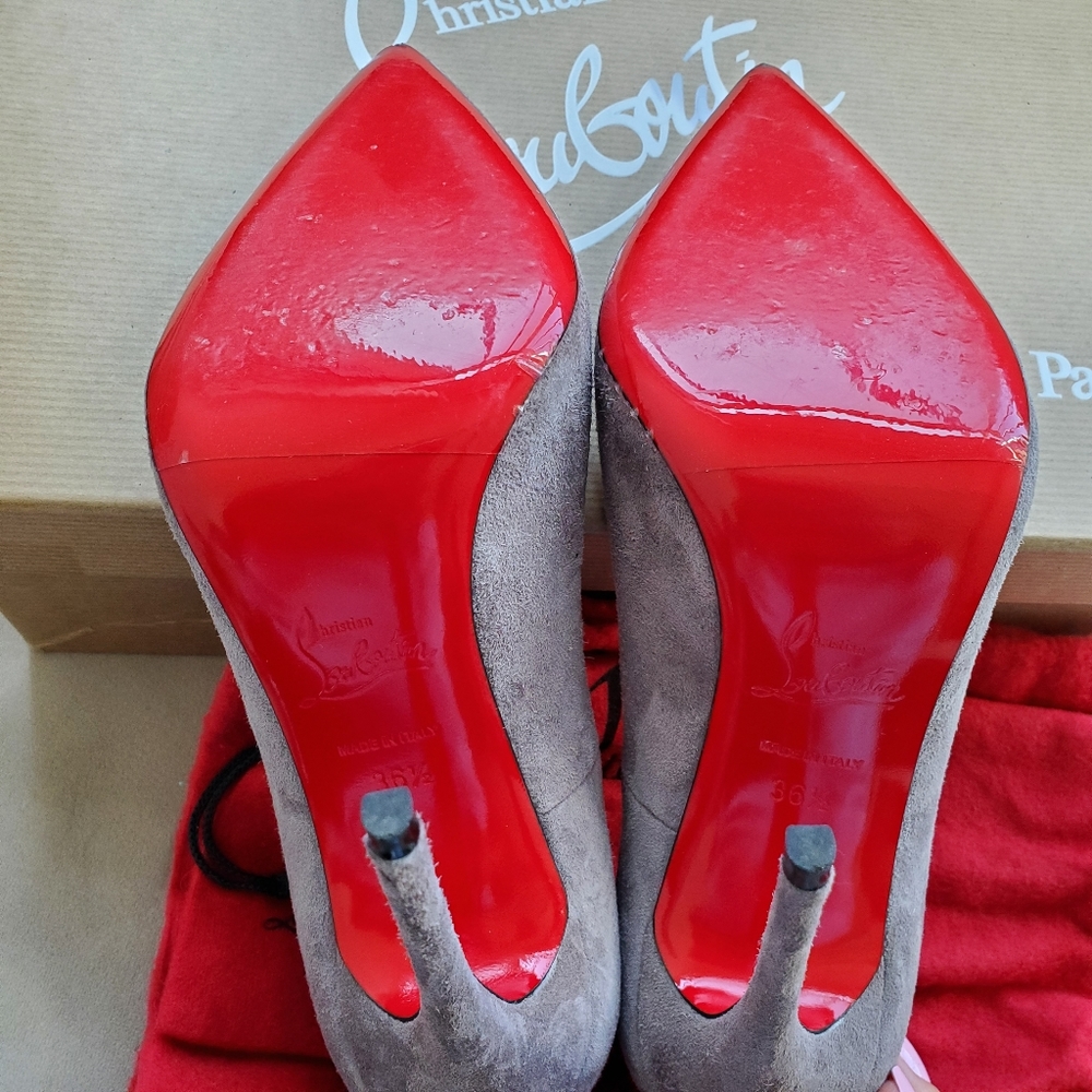 Christian Louboutin So Kate - Gem